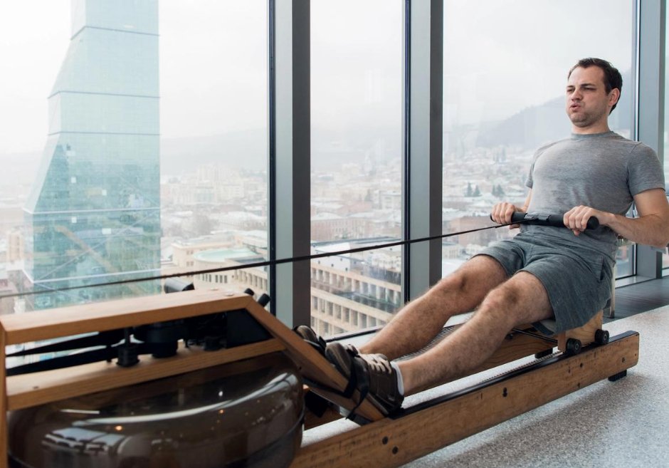 The Science Behind Water Rowing Machines: Why They Mimic Real Rowing